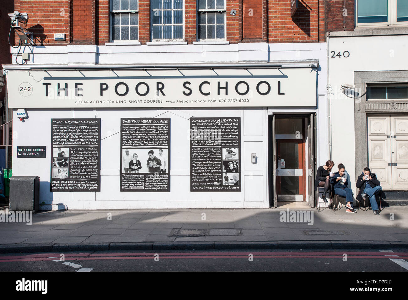 School poor uk hi-res stock photography and images - Alamy
