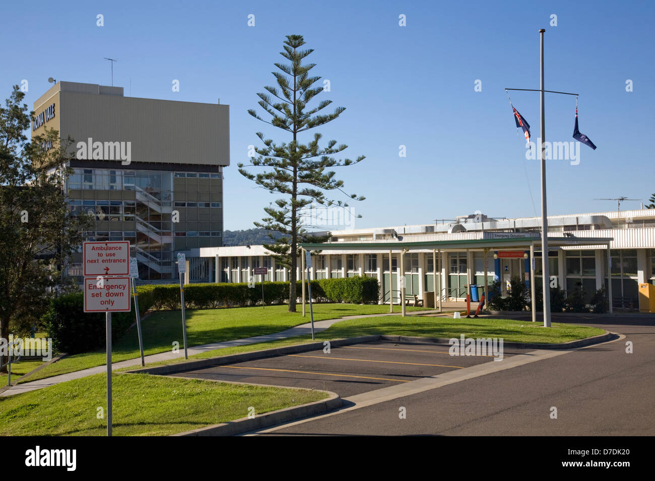 mona vale hospital on sydney's northern beaches Stock Photo - Alamy