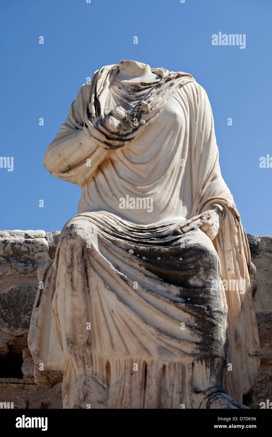Ephesus statue hi-res stock photography and images - Alamy