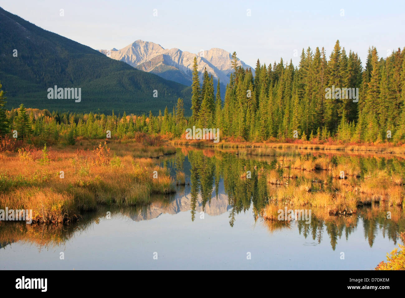 Vermilion Lakes, Banff National Park, Alberta, Canada Stock Photo - Alamy