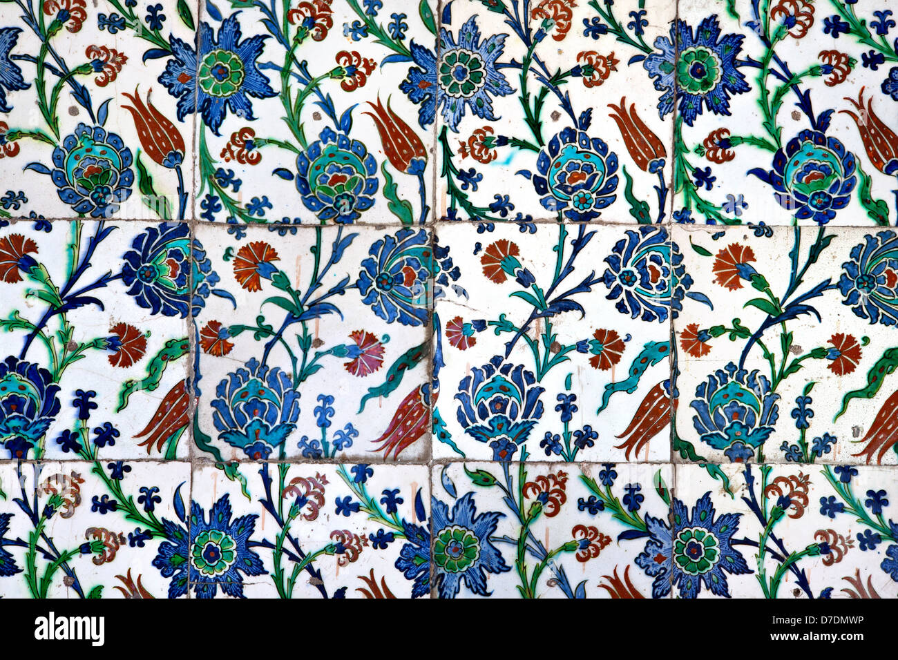 Wall tiles in Sultanahmet Mosque, Istanbul, Turkey Stock Photo - Alamy