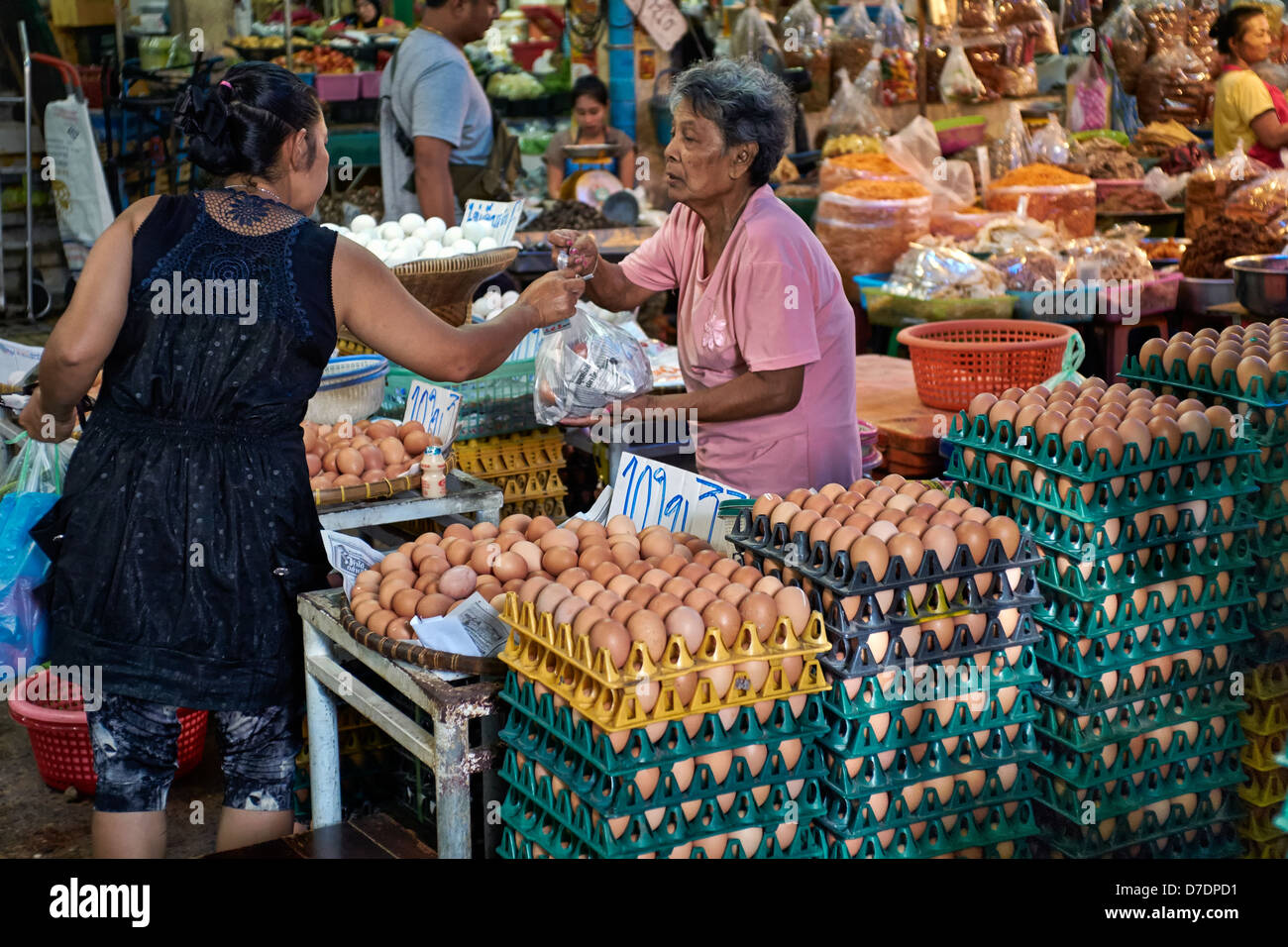 S e asia food markets hi-res stock photography and images - Alamy