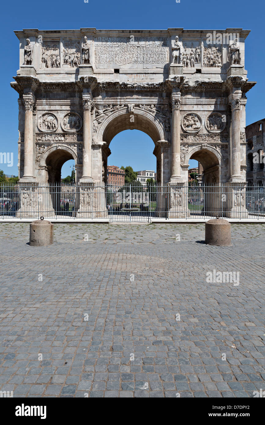 Constantin gate in Rome, Italy Stock Photo - Alamy