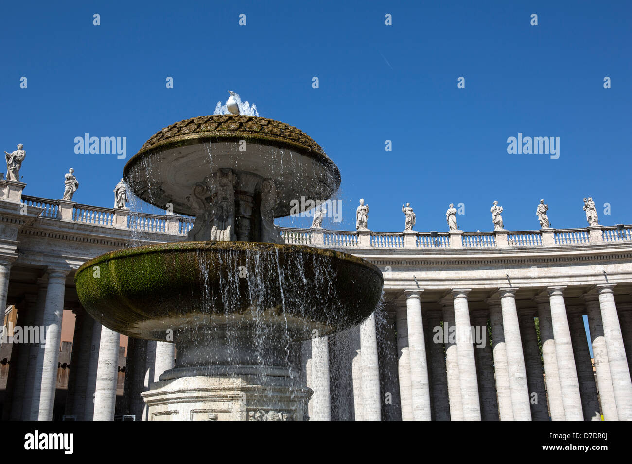 Colonnade of Bernini at the Piazza St. Peter's, Vatican, Rome Stock ...