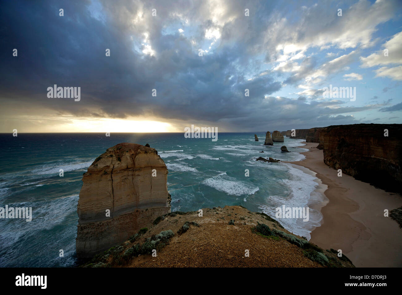 Thunderstorm thunderstorms hi-res stock photography and images - Alamy