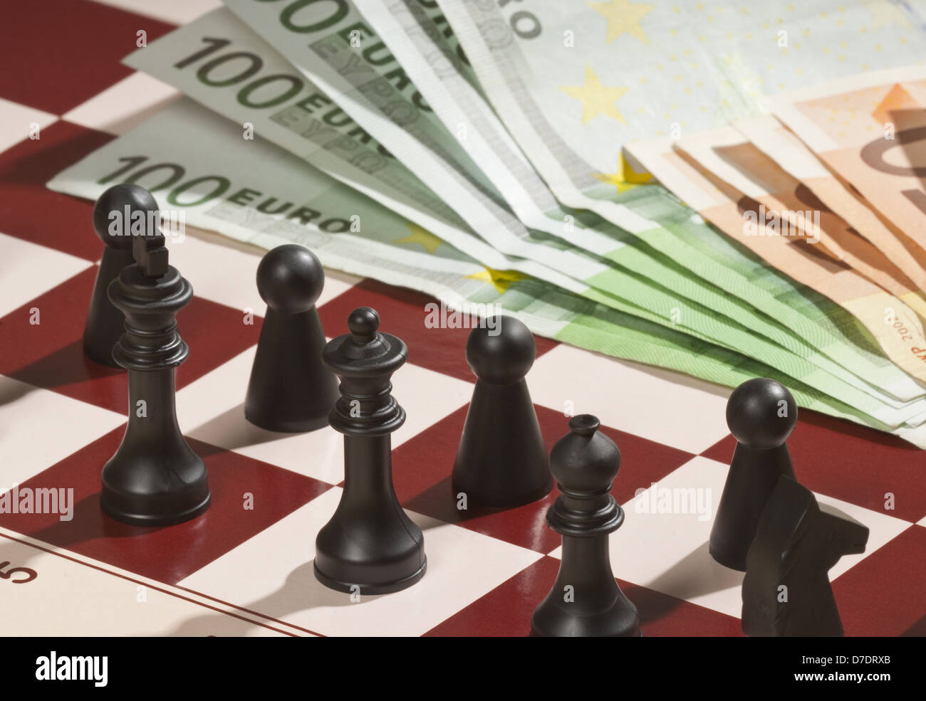 Chess money hi-res stock photography and images - Alamy