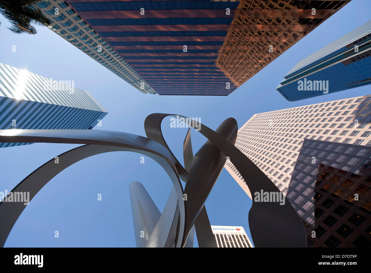 Skyscrapers worm's eye view hi-res stock photography and images - Alamy