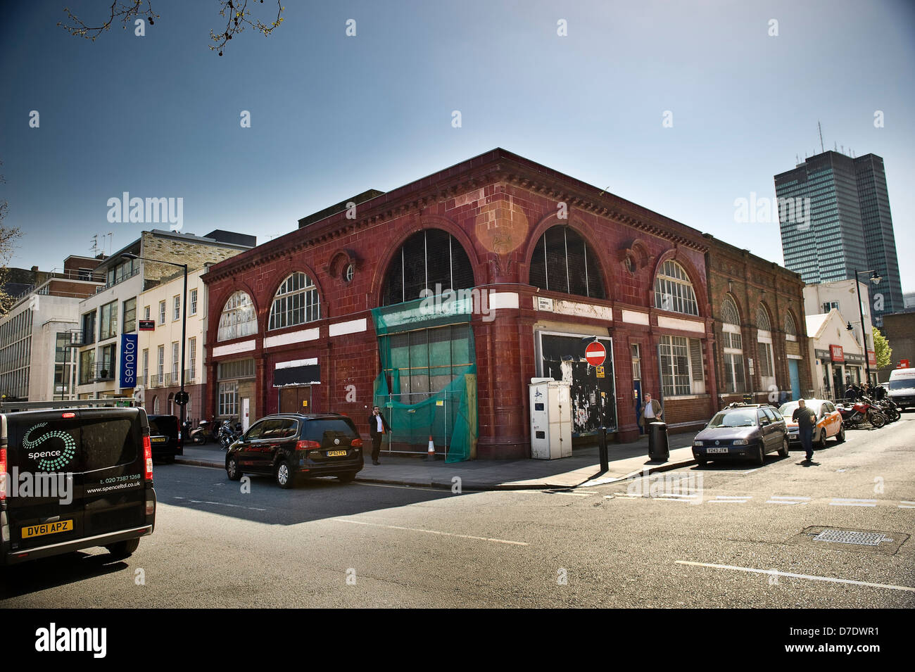Northern line stations High Resolution Stock Photography and Images - Alamy