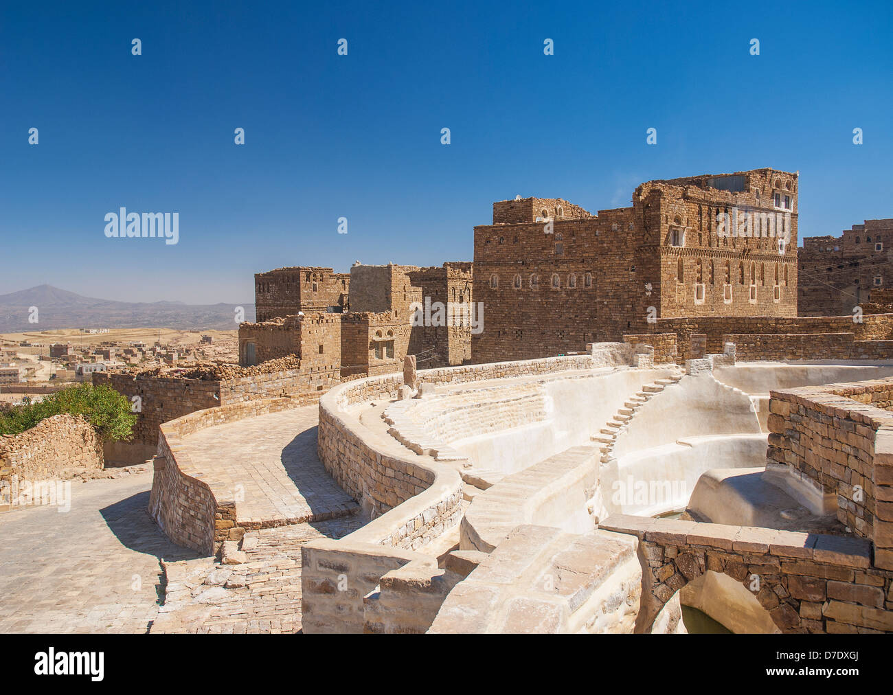 Old cistern hi-res stock photography and images - Alamy