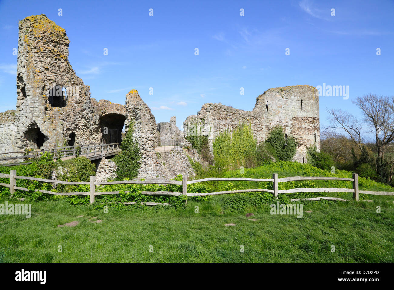 Pevensey Castle Ruins East Sussex England UK GB Stock Photo - Alamy