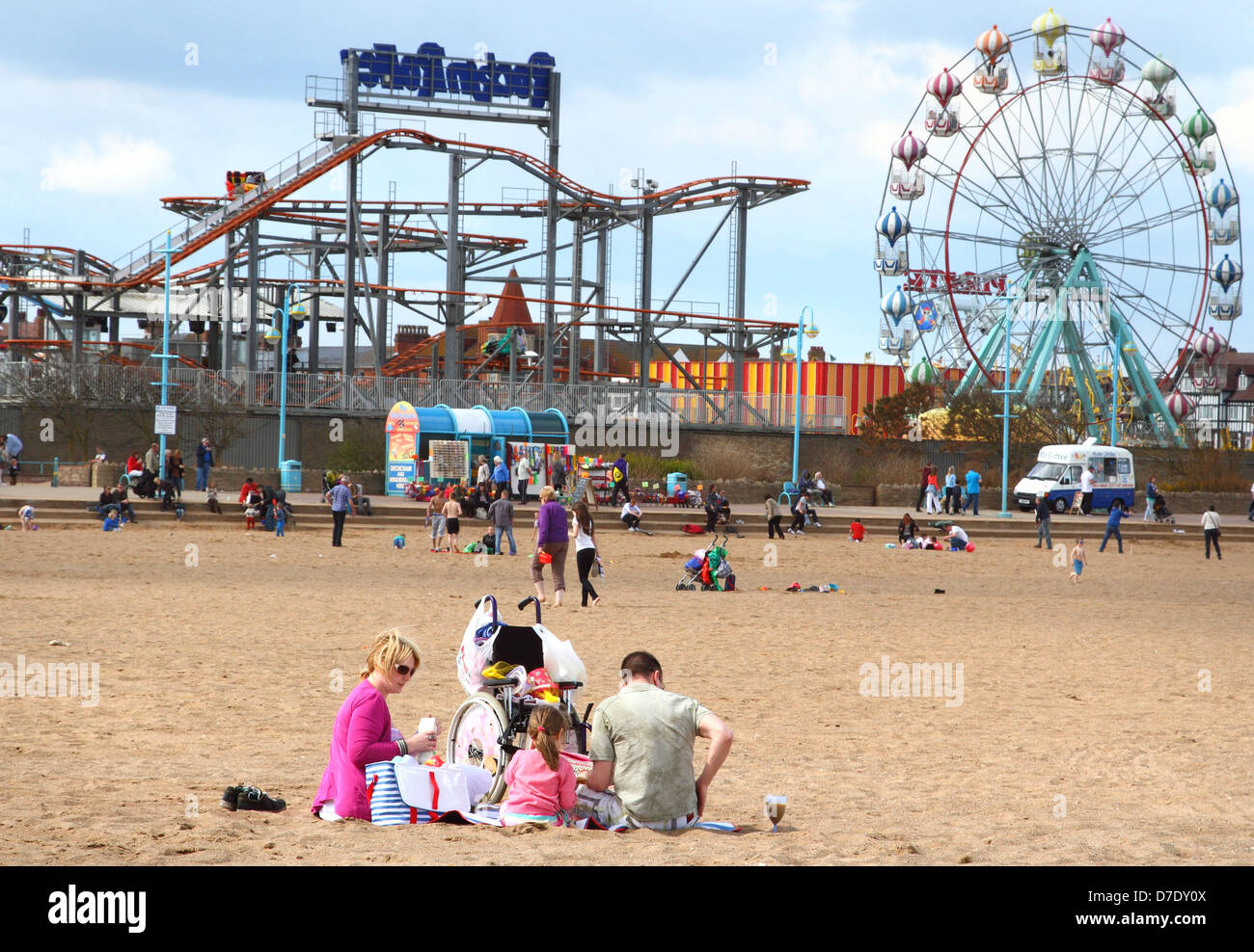 Fish and chips skegness hi-res stock photography and images - Alamy