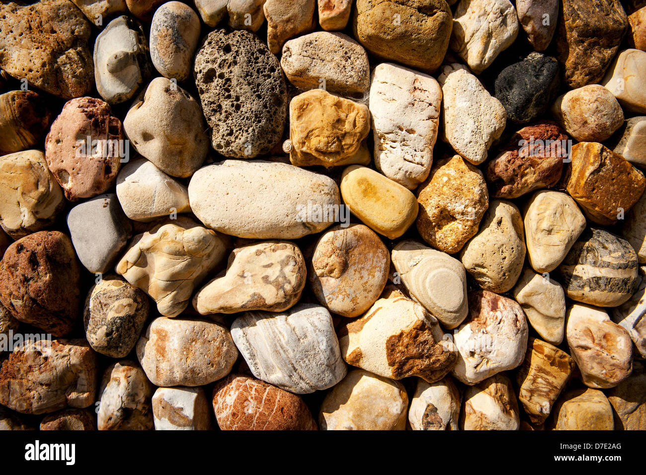Round stones hi-res stock photography and images - Alamy