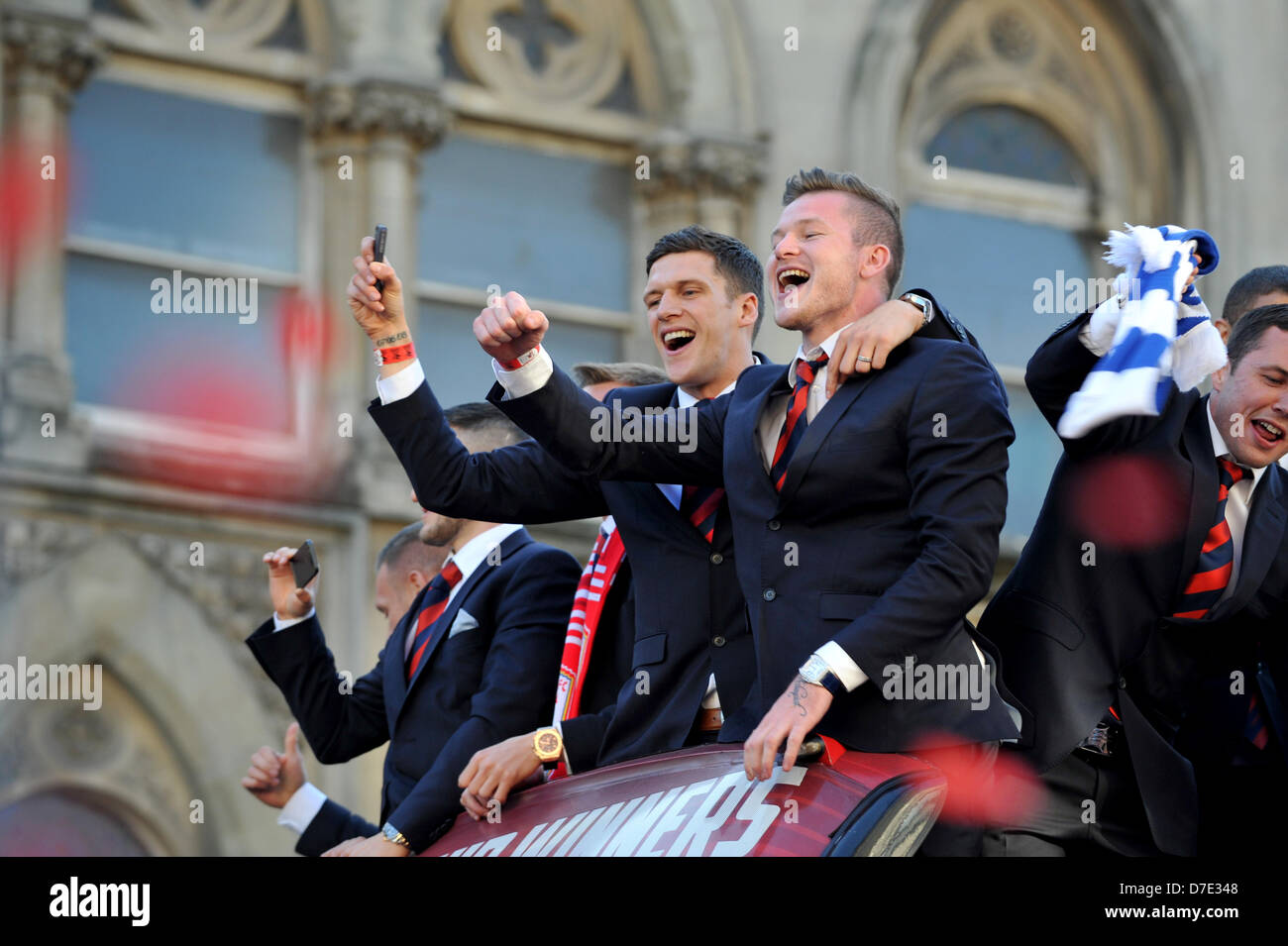 Cardiff city football club team hi-res stock photography and images - Alamy