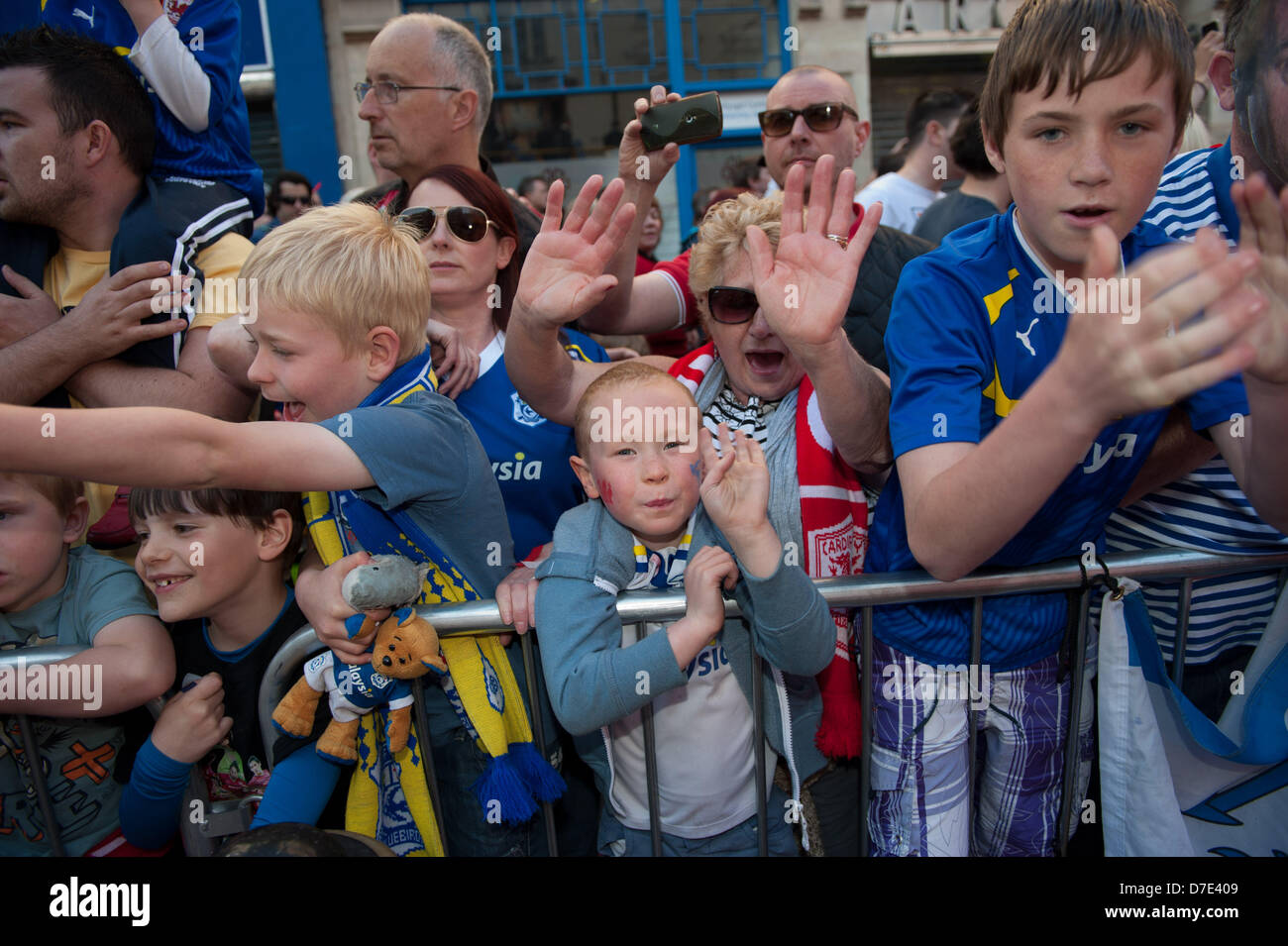 Cardiff, UK. Sunday 05 May 2013 Pictured: Cardiff fans cheering. Re ...