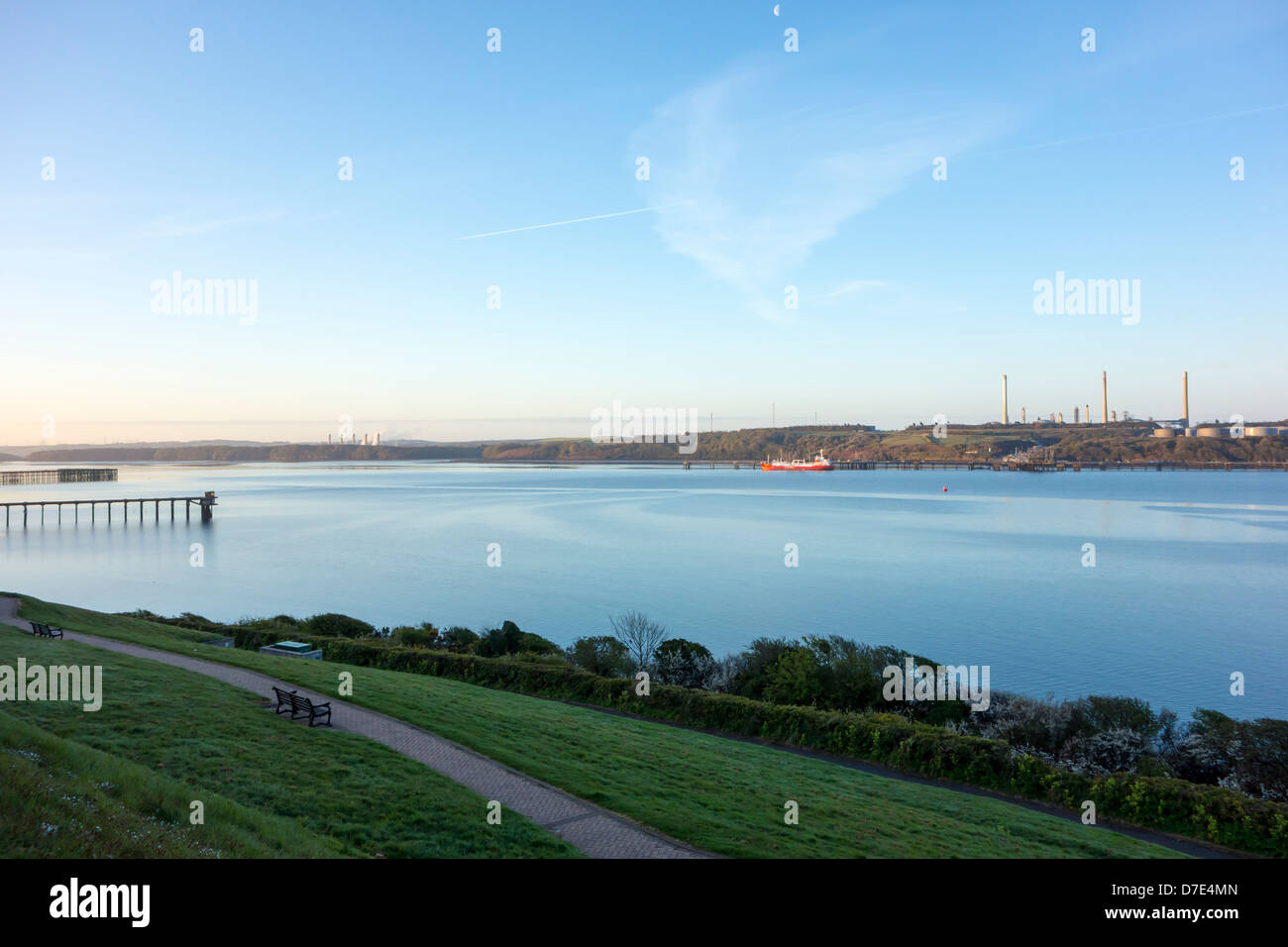 Chevron oil refinery hi-res stock photography and images - Alamy