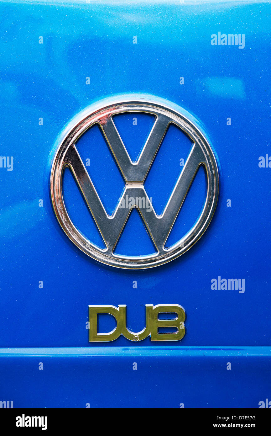 Chrome vw badge hi-res stock photography and images - Alamy