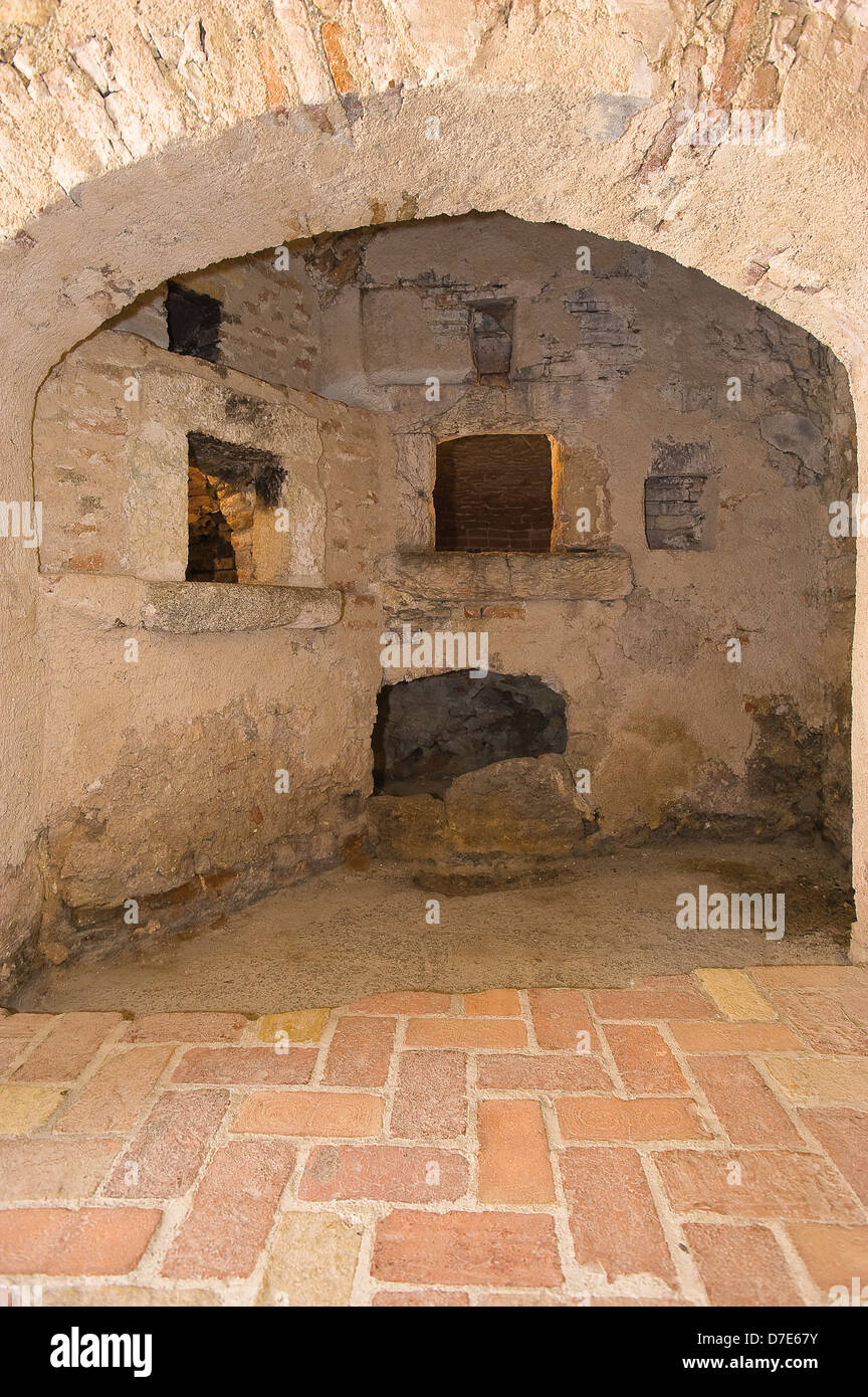 Medieval castles in trentino hi-res stock photography and images - Alamy