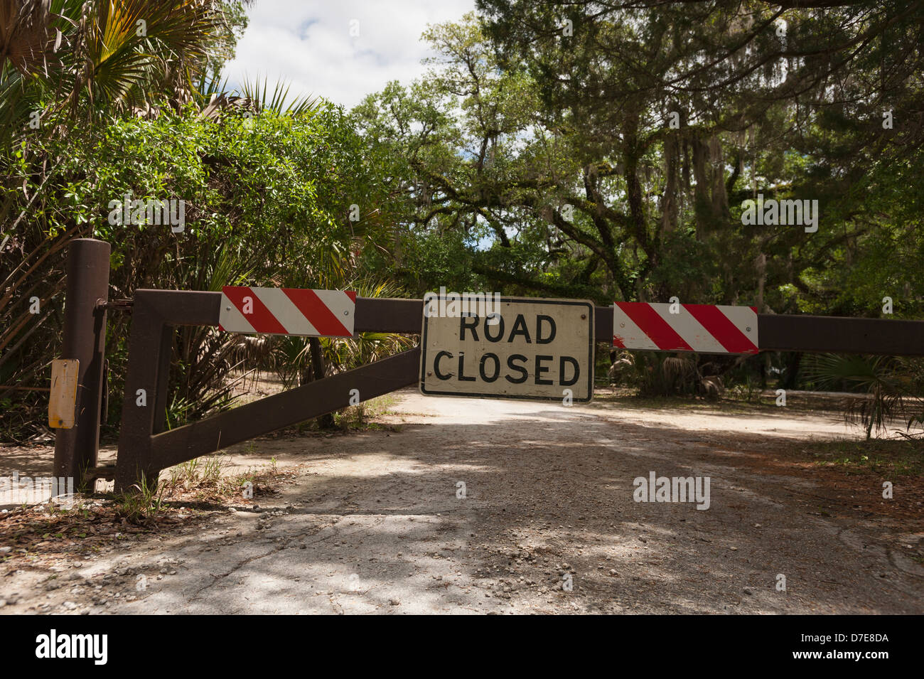Dirt road forest barrier hi-res stock photography and images - Alamy