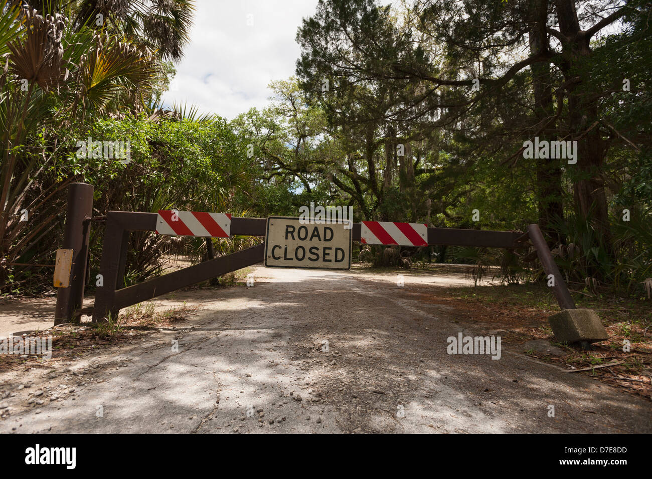 Dirt road forest barrier hi-res stock photography and images - Alamy