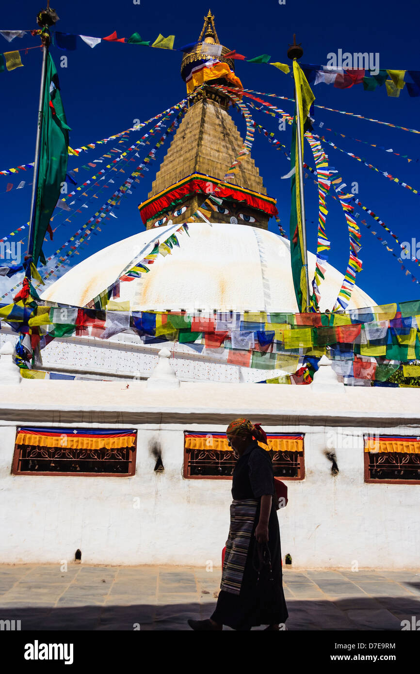 Tibetan pilgrim at Boudhanath stupa Kathmandu Valley, Nepal Stock Photo ...