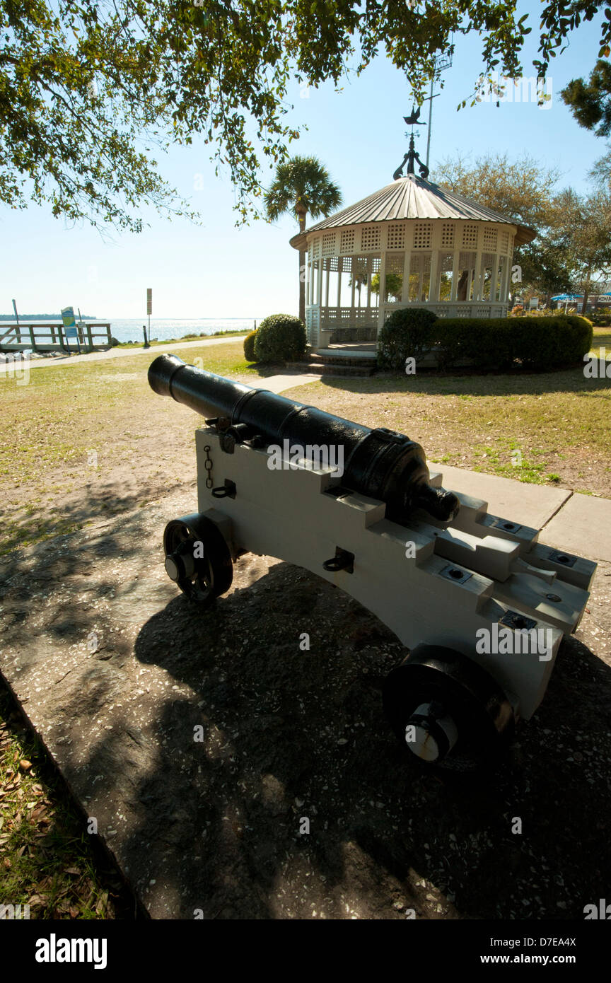 A cannon on the grounds of the Lighthouse on St. Simon's Island ...