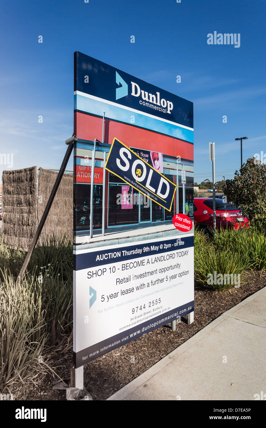Real estate sign sale australia hi-res stock photography and images - Alamy
