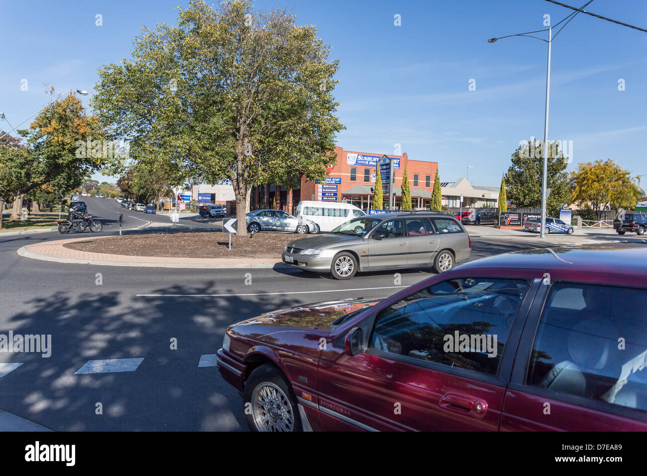 Country town roundabout hi-res stock photography and images - Alamy