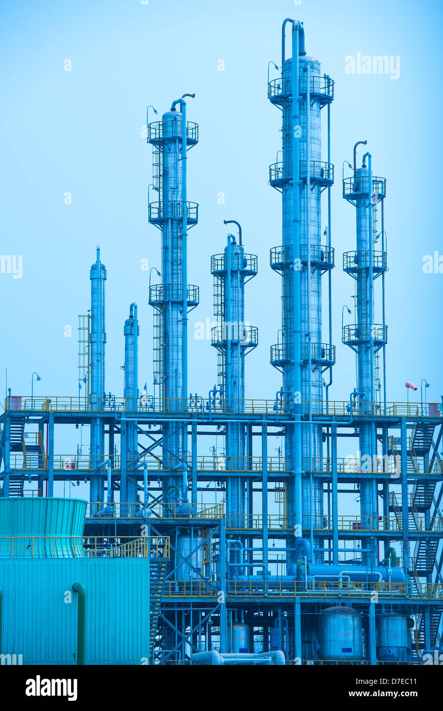 gas processing factory Stock Photo - Alamy