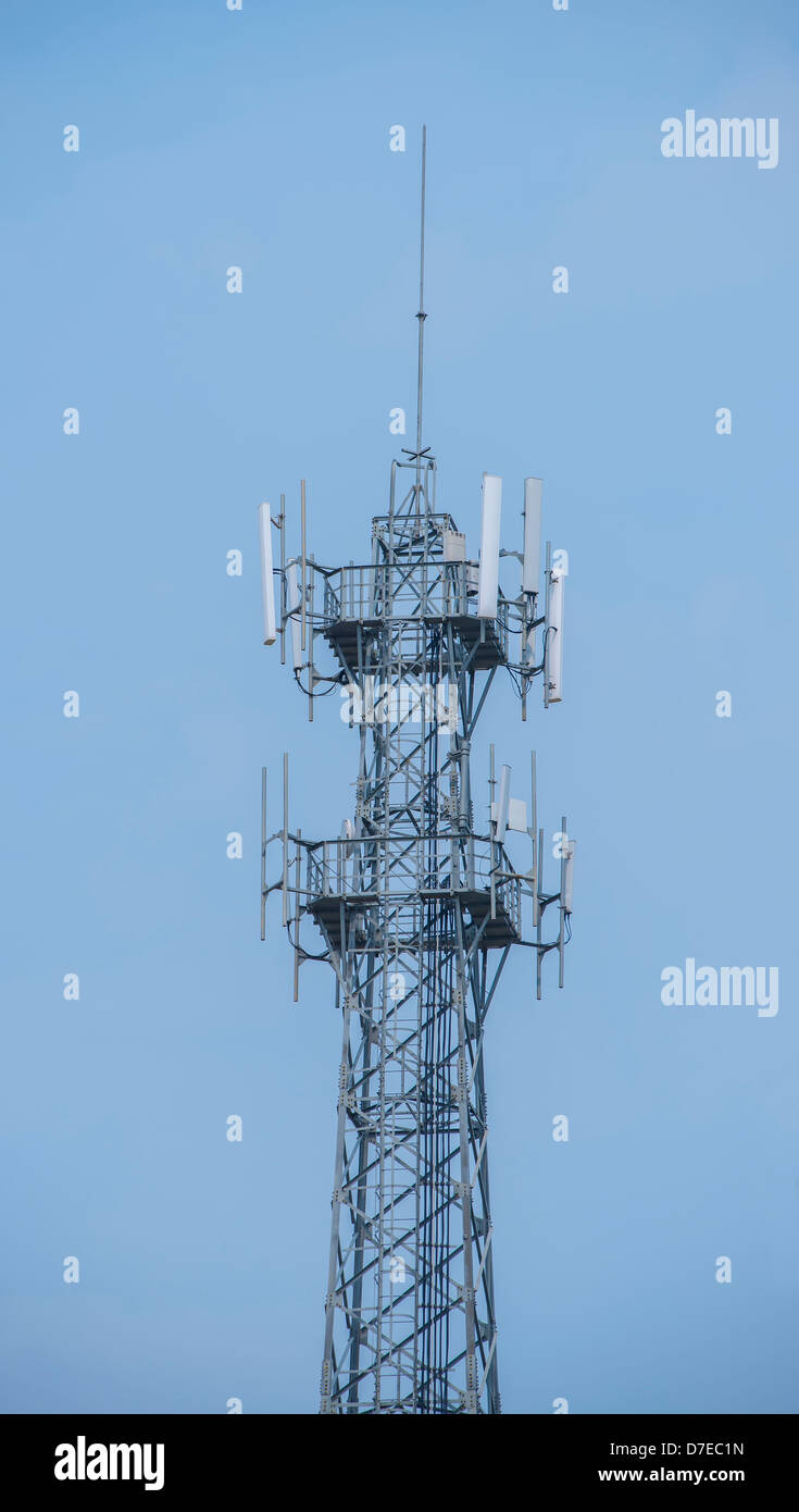 Telecommunications tower hi-res stock photography and images - Alamy