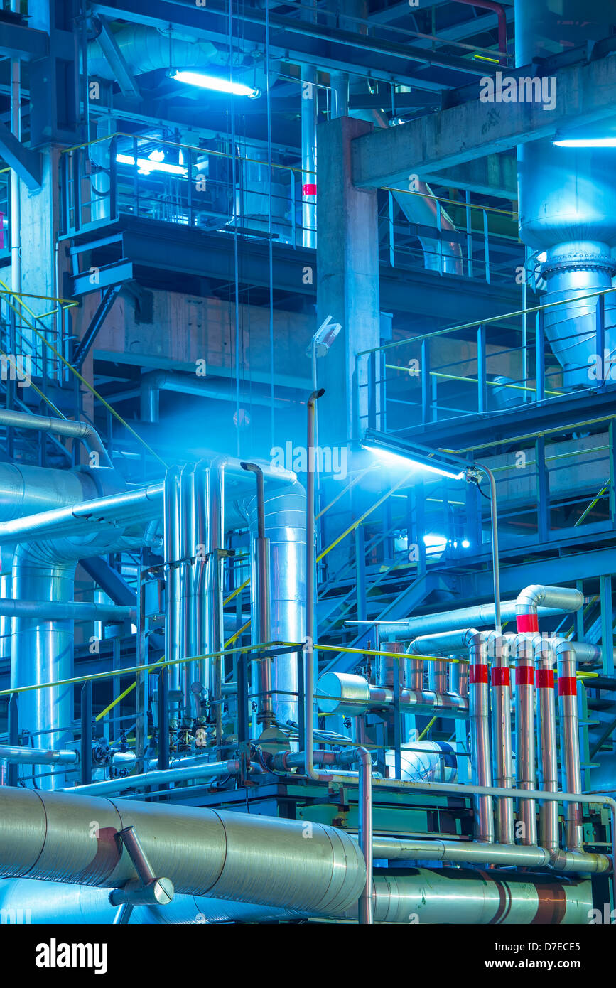 Giant pipelines hi-res stock photography and images - Alamy