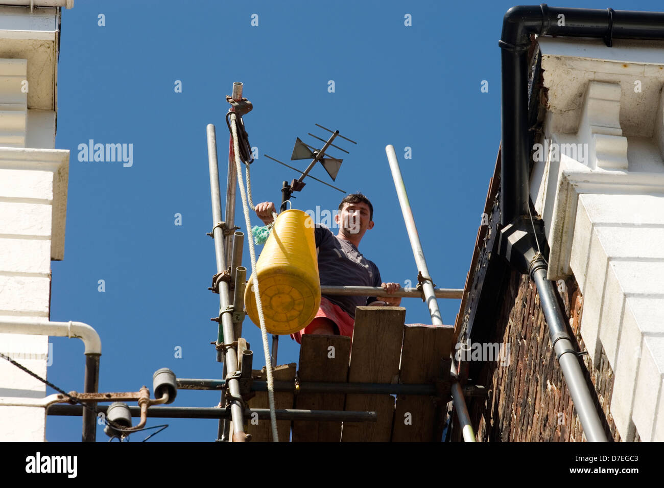 Repairs scaffolding hi-res stock photography and images - Alamy