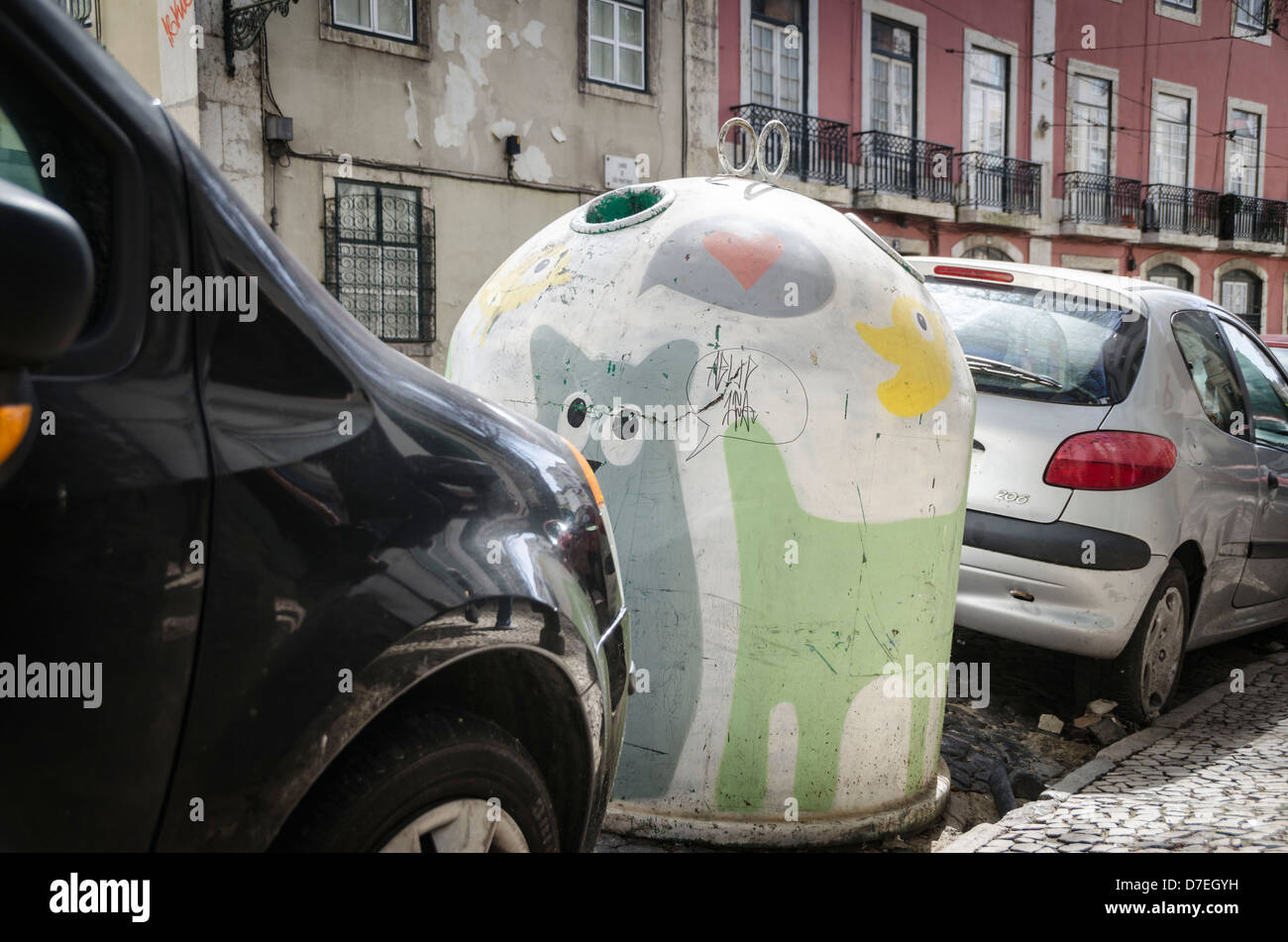 the animal container Stock Photo - Alamy