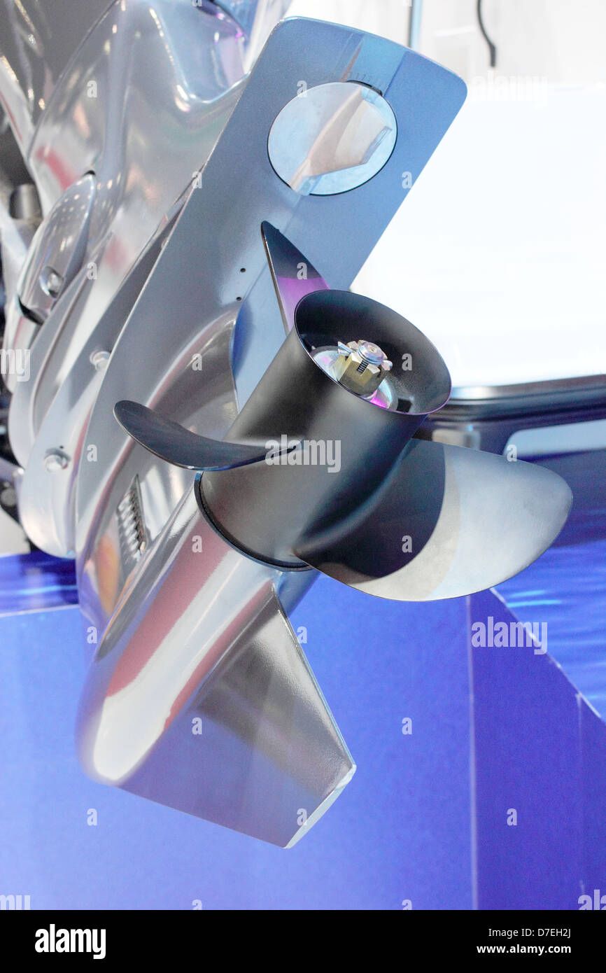 Motor boat engine hi-res stock photography and images - Alamy