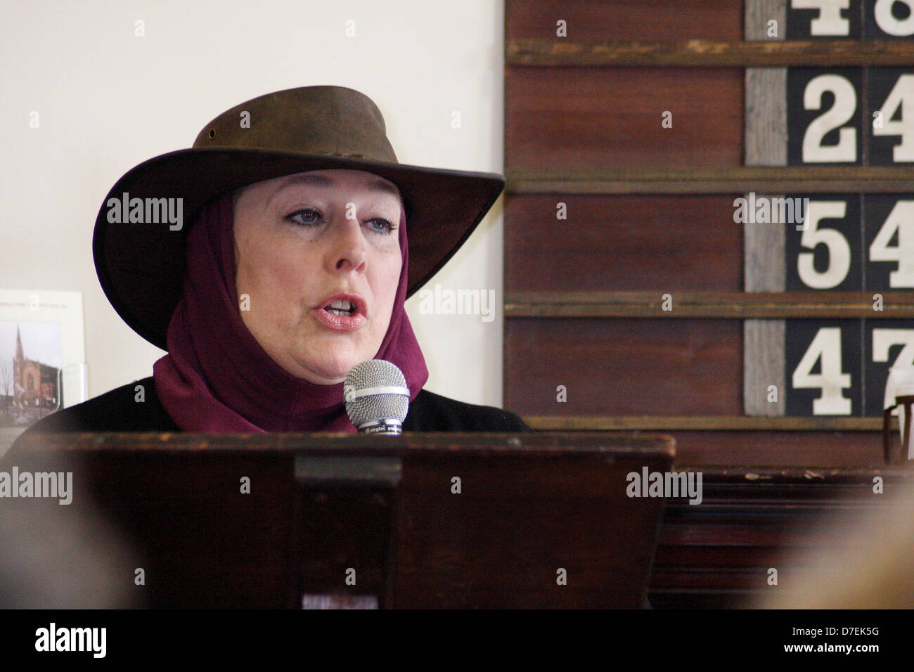 Yvonne ridley hi-res stock photography and images - Alamy