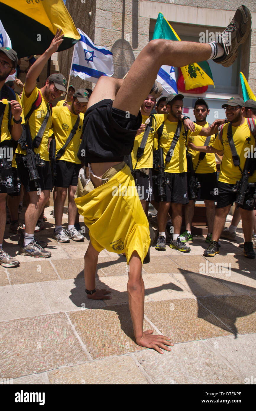 Jerusalem, Israel. 6th May 2013. Golani Brigade soldiers arrive at the ...