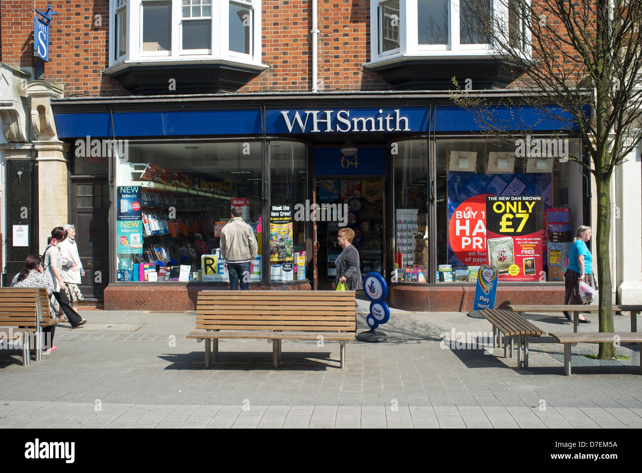 Branch wh smith hi-res stock photography and images - Alamy