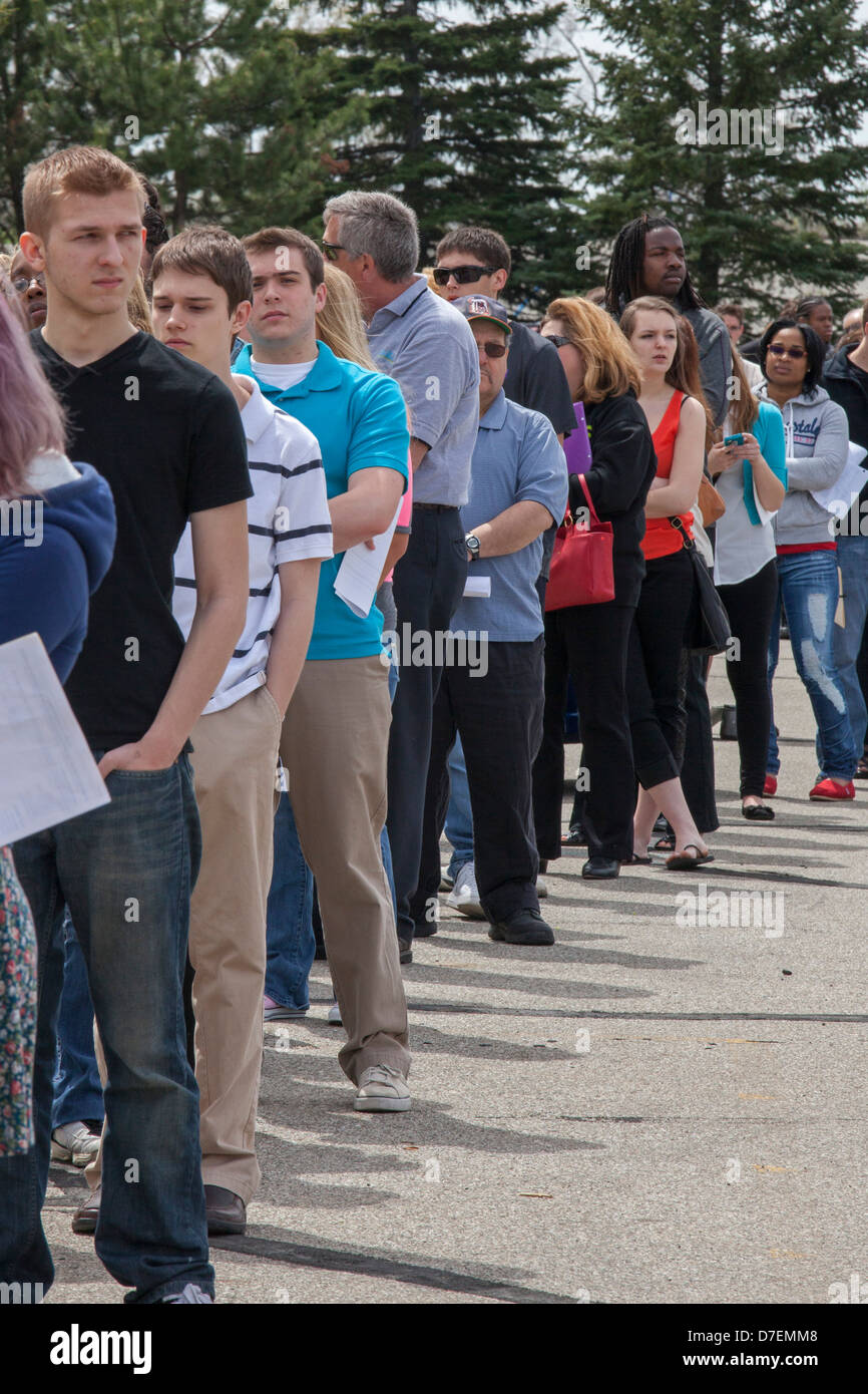 Unemployed Youth United States Hi res Stock Photography And Images Alamy unemployed-youth-united-states-hi-res-stock-photography-and-images-alamy