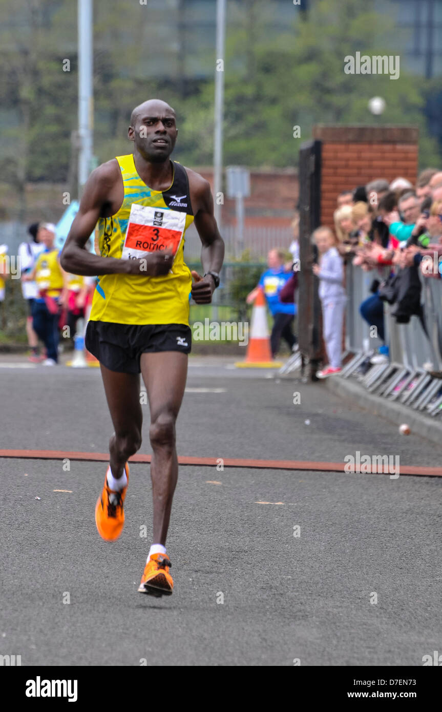 Kenyan Long Distance Runner High Resolution Stock Photography and ...