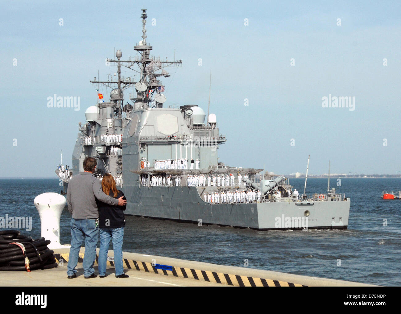 USS Monterey departs on deployment Stock Photo - Alamy