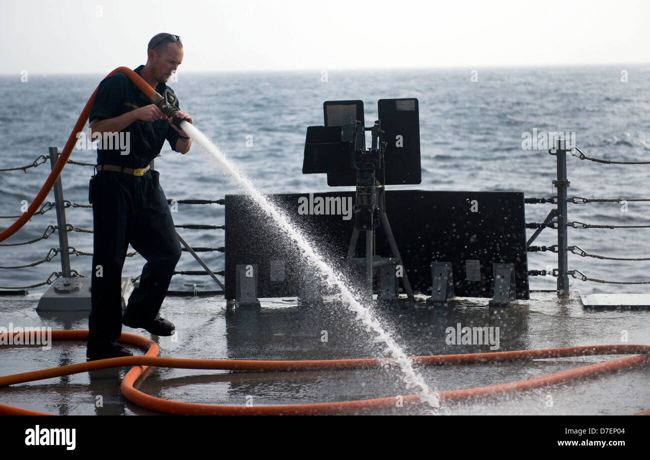 Deck sailor hi-res stock photography and images - Alamy