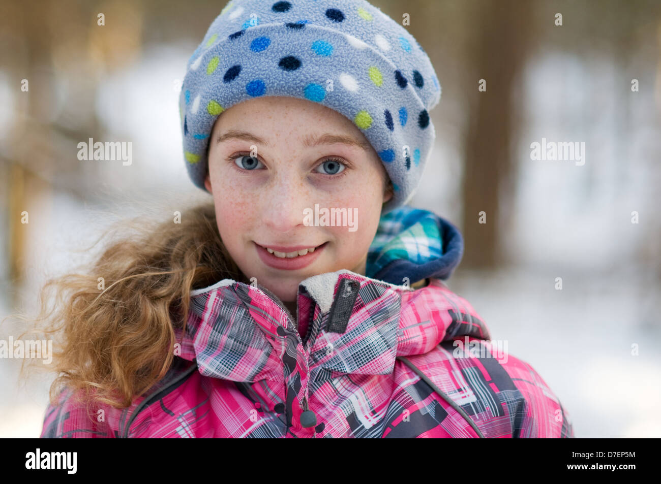 beautiful teen girl wearing winter clothing outdoors Stock Photo - Alamy