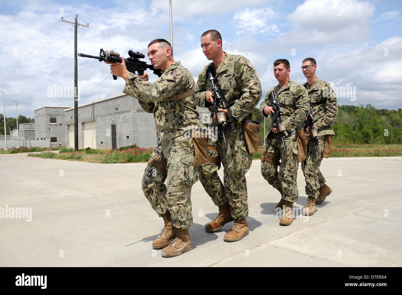Convoy protection hi-res stock photography and images - Alamy