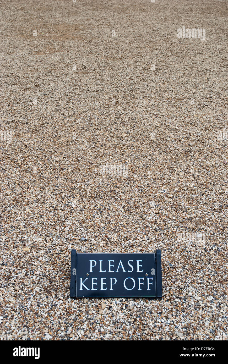 Please do not throw stones at this sign hi-res stock photography and ...