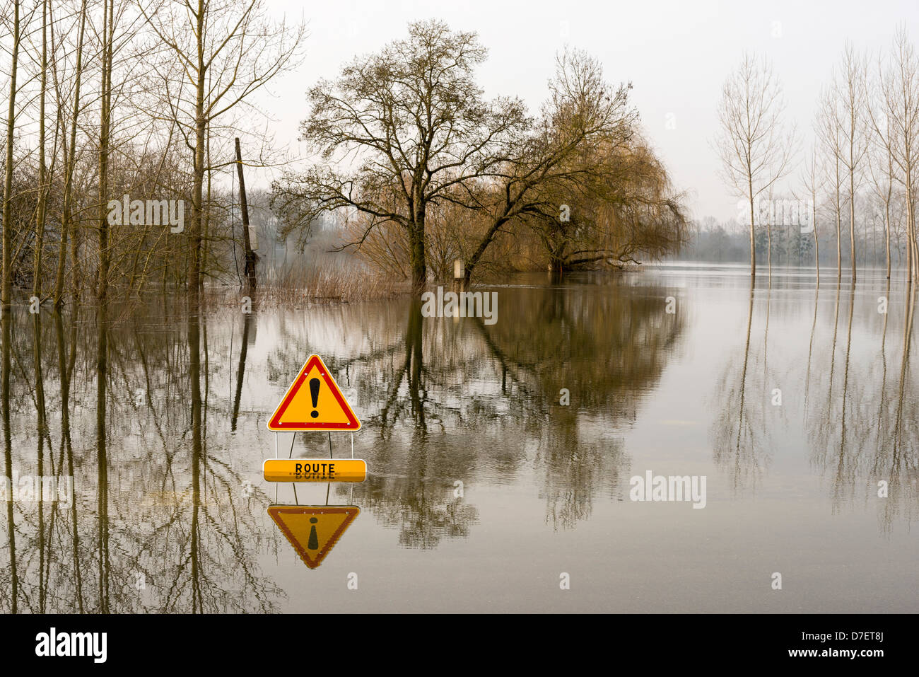 Submerged sign hi-res stock photography and images - Alamy