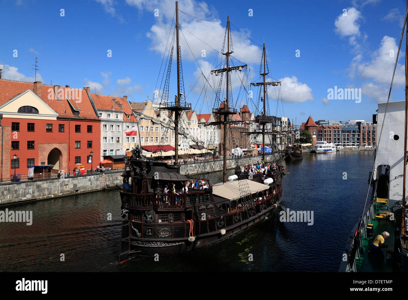 Pirate cruise ship at river Motlawa, Gdansk, Poland Stock Photo - Alamy