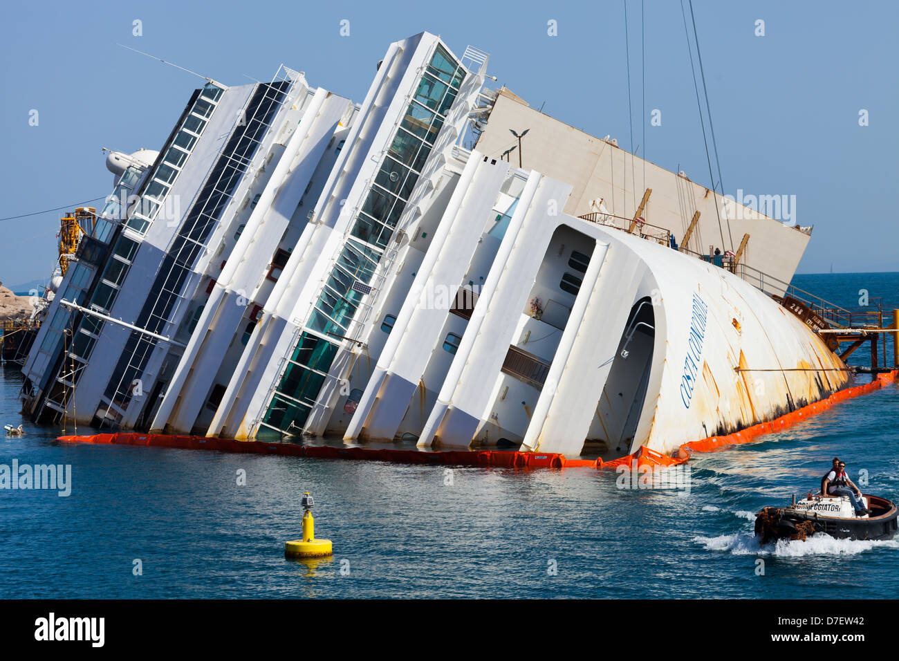 Costa Concordia shipwreck Stock Photo - Alamy