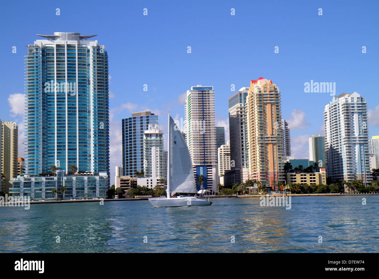 Brickell avenue high rise office building hi-res stock photography and ...