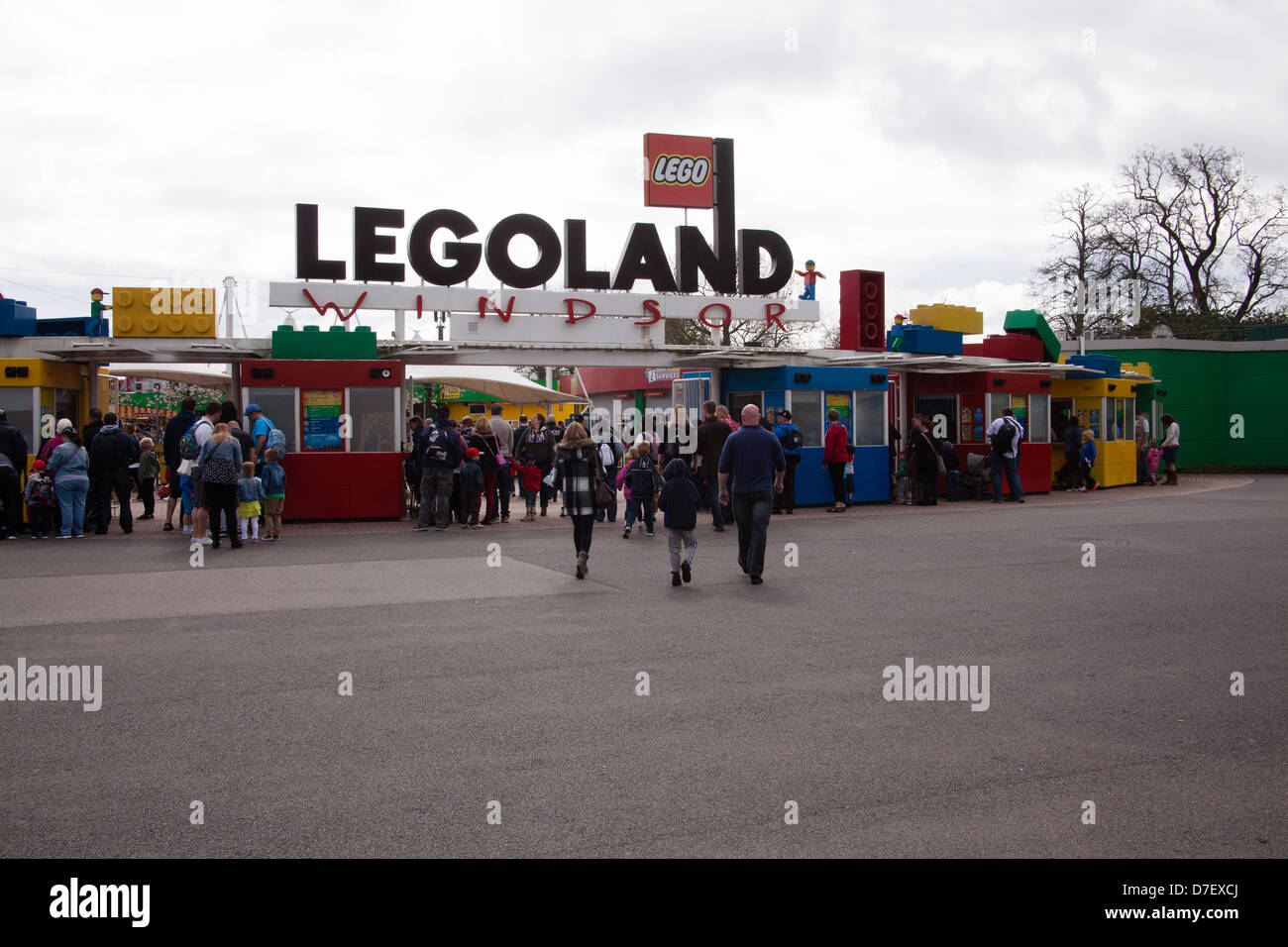 Legoland windsor sign hi-res stock photography and images - Alamy
