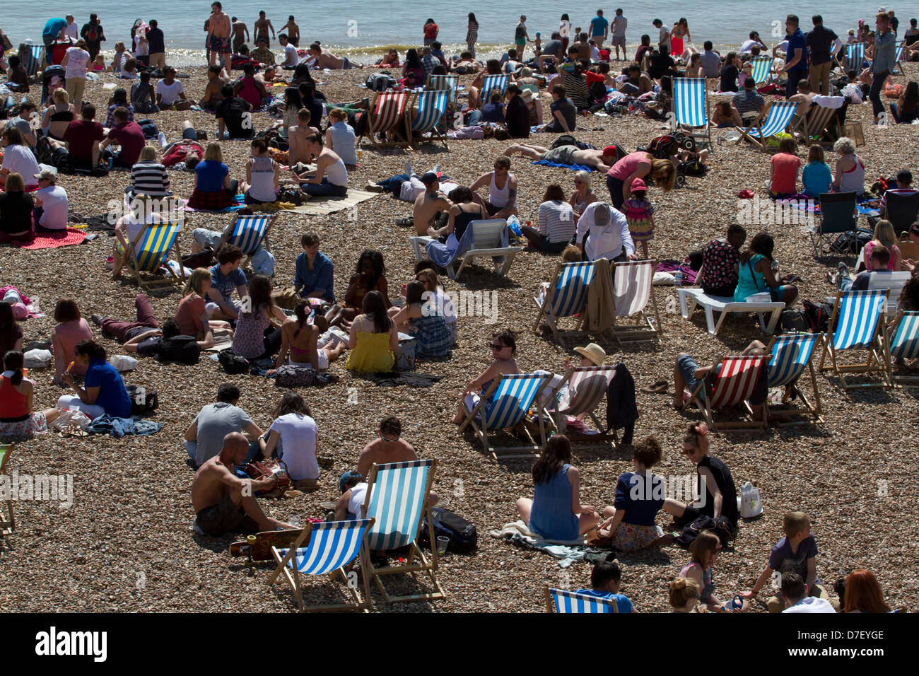 6th May 2013. Brighton UK. Beaches becomes overcrowded as large crowds ...