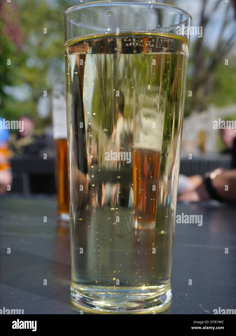 Cider in pint glass hi-res stock photography and images - Alamy